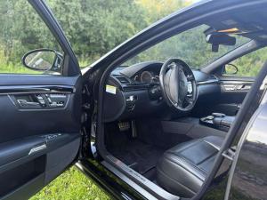 Черный Мерседес S63 AMG 2007 в Вильнюс, объемом двигателя 6.20 л и пробегом 164 тыс. км за 23800 €, фото 6 на AUTOMOTO.COM.LV