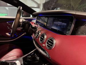 Черный Мерседес S63 AMG 2014 в Вильнюс, объемом двигателя 5.46 л и пробегом 63 тыс. км за 75000 €, фото 16 на AUTOMOTO.COM.LV