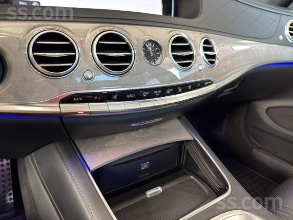 Black Mercedes-Benz S63 AMG 2015 in Riga, with an engine capacity of 5.50 L and mileage of 110 thousand km for 46900 €, photo 9 on AUTOMOTO.COM.LV