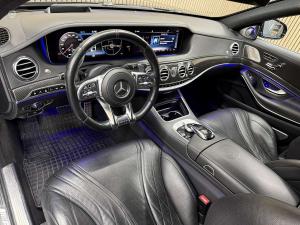 Черный Мерседес S63 AMG 2017 в Мариямполе, объемом двигателя 3.98 л и пробегом 155 тыс. км за 53000 €, фото 3 на AUTOMOTO.COM.LV