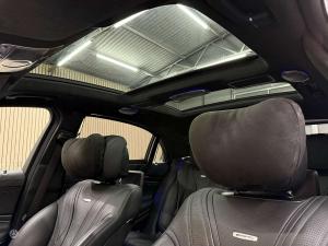 Черный Мерседес S63 AMG 2017 в Мариямполе, объемом двигателя 3.98 л и пробегом 155 тыс. км за 53000 €, фото 4 на AUTOMOTO.COM.LV