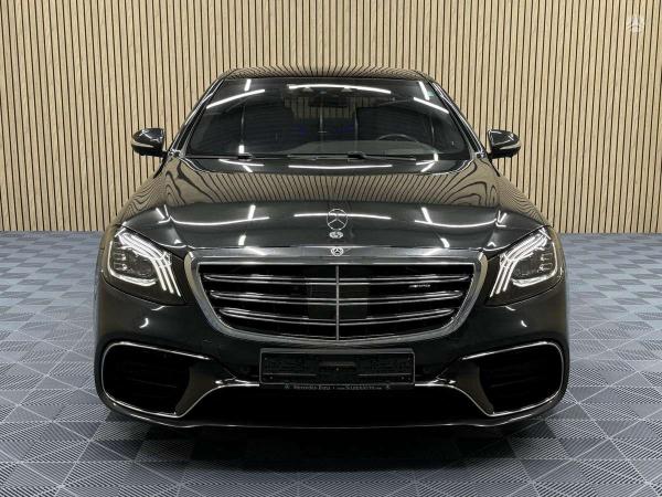 Black Mercedes-Benz S63 AMG 2017 in Marijampole, with an engine capacity of 3.98 L and mileage of 155 thousand km for 53000 €, photo 5 on AUTOMOTO.COM.LV