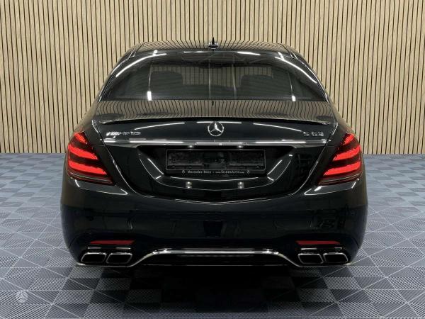 Black Mercedes-Benz S63 AMG 2017 in Marijampole, with an engine capacity of 3.98 L and mileage of 155 thousand km for 53000 €, photo 8 on AUTOMOTO.COM.LV