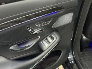 Черный Мерседес S63 AMG 2017 в Мариямполе, объемом двигателя 3.98 л и пробегом 155 тыс. км за 53000 €, фото 18 на AUTOMOTO.COM.LV
