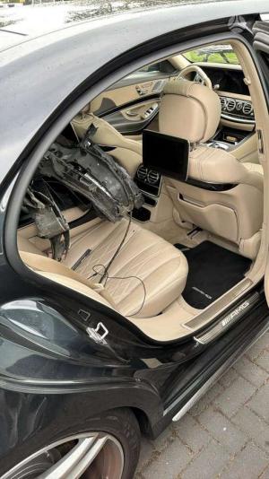 Черный Мерседес S63 AMG 2017 в Алитус, объемом двигателя 5.46 л и пробегом 195 тыс. км за 19900 €, фото 7 на AUTOMOTO.COM.LV