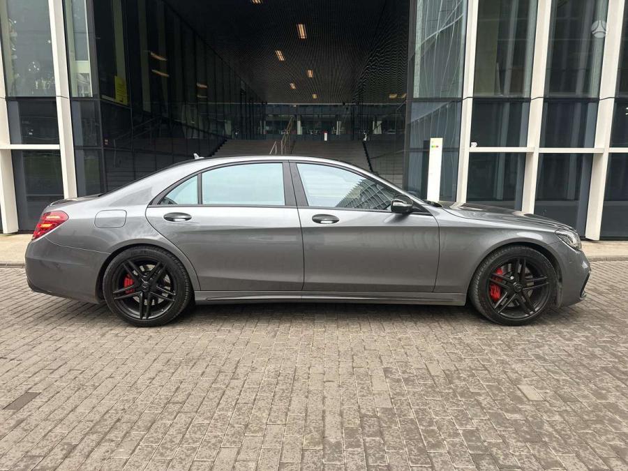 Черный Мерседес S63 AMG 2020 в Вильнюс, объемом двигателя 3.98 л и пробегом 93 тыс. км за 57500 €, фото 5 на AUTOMOTO.COM.LV