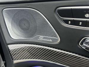 Черный Мерседес S63 AMG 2020 в Вильнюс, объемом двигателя 3.98 л и пробегом 93 тыс. км за 57500 €, фото 17 на AUTOMOTO.COM.LV
