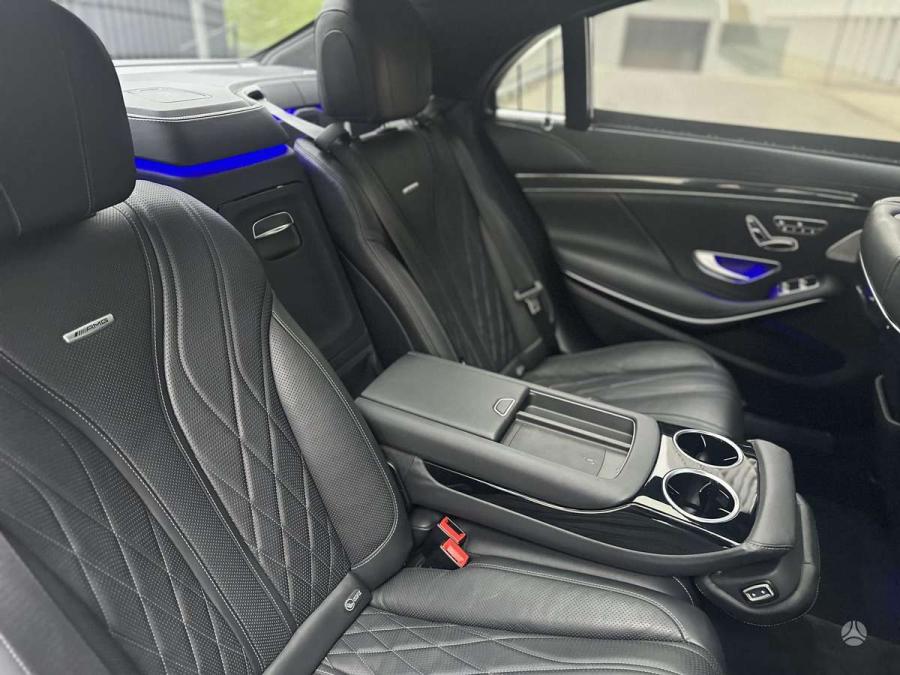 Черный Мерседес S63 AMG 2020 в Вильнюс, объемом двигателя 3.98 л и пробегом 93 тыс. км за 57500 €, фото 21 на AUTOMOTO.COM.LV