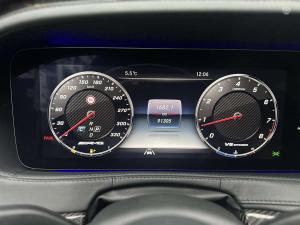 Черный Мерседес S63 AMG 2020 в Вильнюс, объемом двигателя 3.98 л и пробегом 93 тыс. км за 57500 €, фото 23 на AUTOMOTO.COM.LV