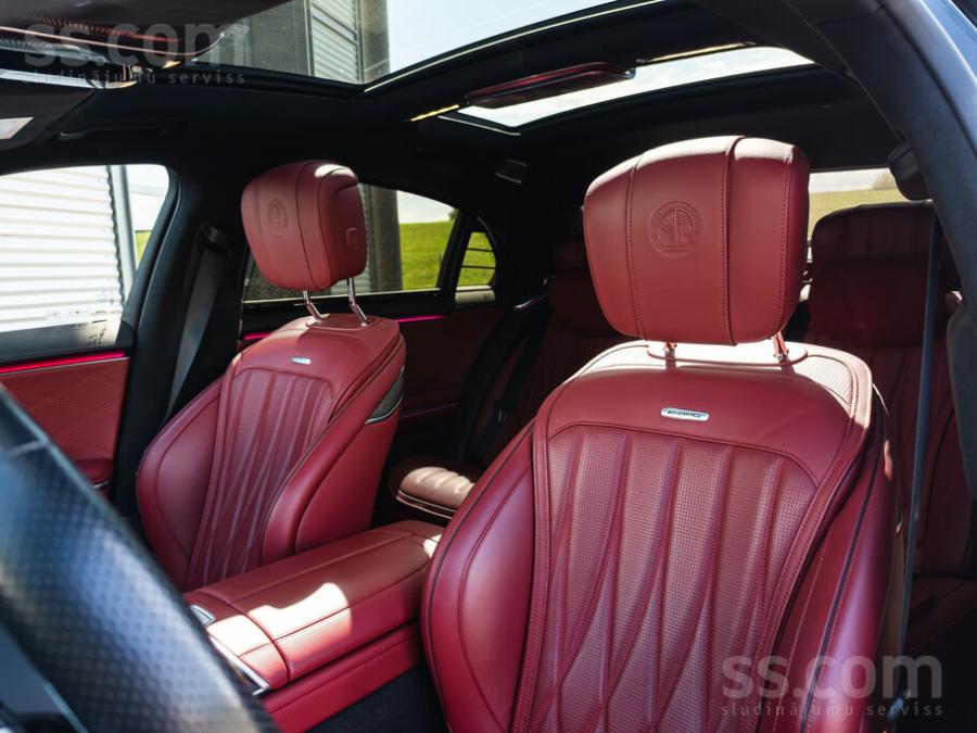 Melns Mercedes-Benz S63 AMG 2024 Rīga, ar dzinēja tilpumu 4.00 L un nobraukumu 26 tūkst. km par 175000 €, foto 15 vietnē AUTOMOTO.COM.LV