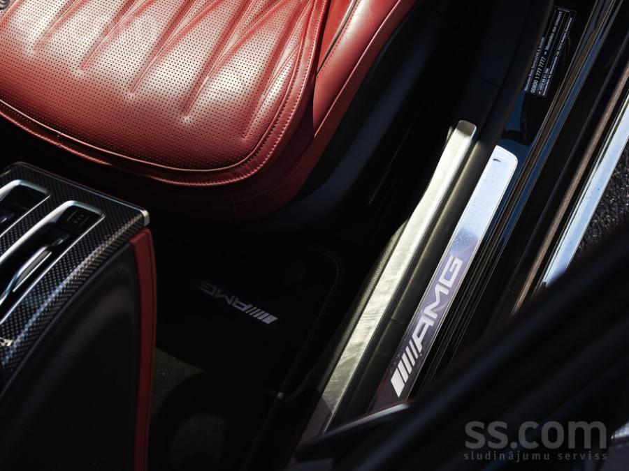 Melns Mercedes-Benz S63 AMG 2024 Rīga, ar dzinēja tilpumu 4.00 L un nobraukumu 26 tūkst. km par 175000 €, foto 16 vietnē AUTOMOTO.COM.LV