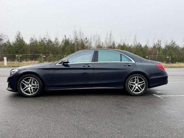 Zils Mercedes-Benz S63 AMG 2014 Viļņa, ar dzinēja tilpumu 5.46 L un nobraukumu 110 tūkst. km par 42000 €, foto 2 vietnē AUTOMOTO.COM.LV