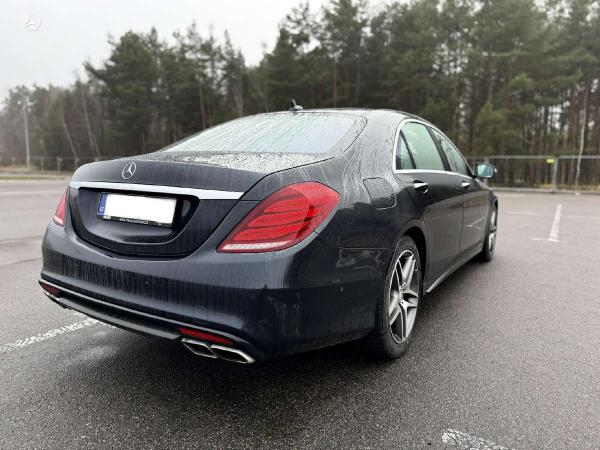 Zils Mercedes-Benz S63 AMG 2014 Viļņa, ar dzinēja tilpumu 5.46 L un nobraukumu 110 tūkst. km par 42000 €, foto 5 vietnē AUTOMOTO.COM.LV
