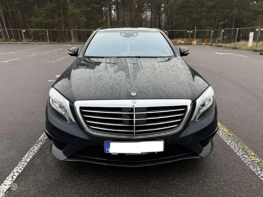Blue Mercedes-Benz S63 AMG 2014 in Vilnius, with an engine capacity of 5.46 L and mileage of 110 thousand km for 42000 €, photo 8 on AUTOMOTO.COM.LV