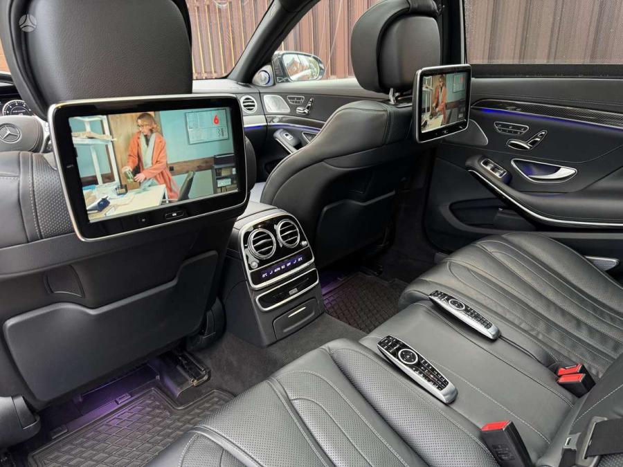 Blue Mercedes-Benz S63 AMG 2014 in Vilnius, with an engine capacity of 5.46 L and mileage of 110 thousand km for 42000 €, photo 18 on AUTOMOTO.COM.LV