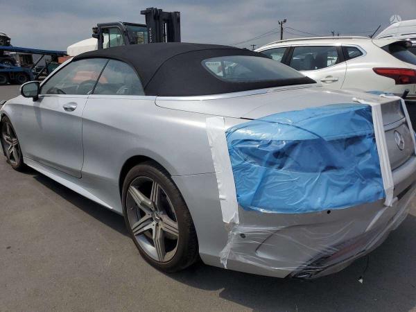 Pelēks Mercedes-Benz S63 AMG 2017 Kauņa, ar dzinēja tilpumu 5.46 L un nobraukumu 81 tūkst. km par 28000 €, foto 3 vietnē AUTOMOTO.COM.LV