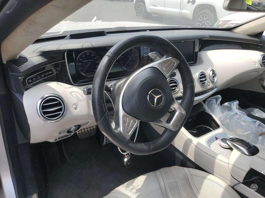Серый Мерседес S63 AMG 2017 в Каунас, объемом двигателя 5.46 л и пробегом 81 тыс. км за 28000 €, фото 10 на AUTOMOTO.COM.LV