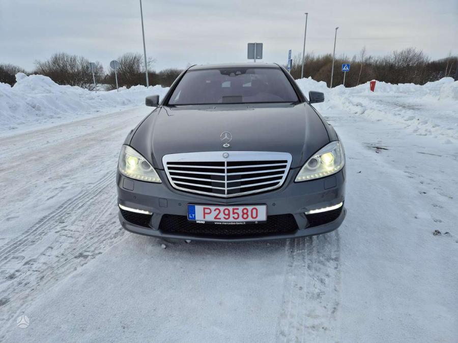 Серый Мерседес S63 AMG 2010 в Клайпеда, объемом двигателя 6.21 л и пробегом 181 тыс. км за 22000 €, фото 6 на AUTOMOTO.COM.LV