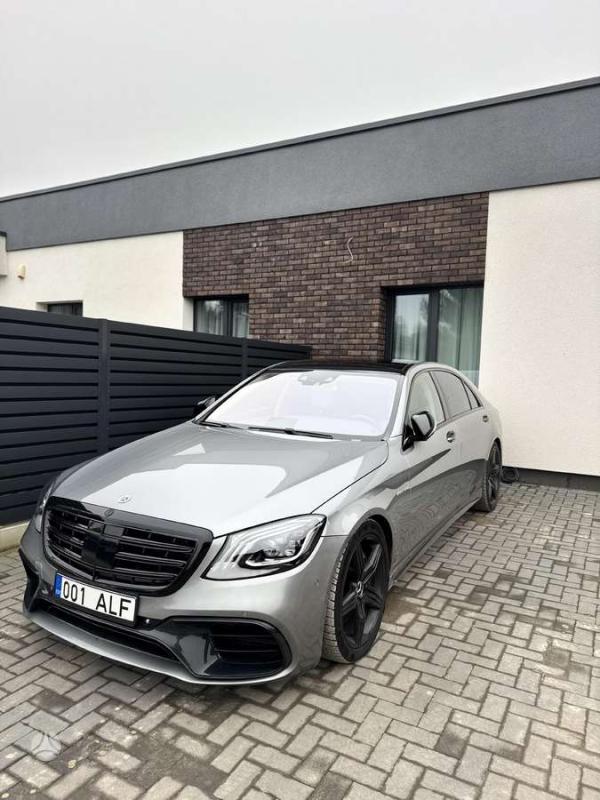 Grey Mercedes-Benz S63 AMG 2014 in Vilnius, with an engine capacity of 5.46 L and mileage of 190 thousand km for 40000 €, photo 1 on AUTOMOTO.COM.LV
