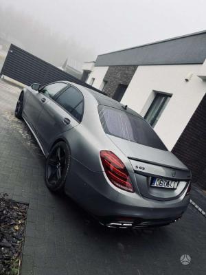 Grey Mercedes-Benz S63 AMG 2014 in Vilnius, with an engine capacity of 5.46 L and mileage of 190 thousand km for 36500 €, photo 2 on AUTOMOTO.COM.LV