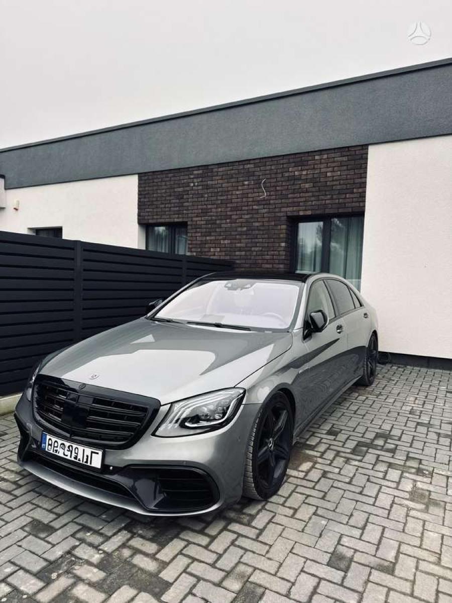 Grey Mercedes-Benz S63 AMG 2014 in Vilnius, with an engine capacity of 5.46 L and mileage of 190 thousand km for 36500 €, photo 4 on AUTOMOTO.COM.LV