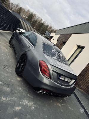 Grey Mercedes-Benz S63 AMG 2014 in Vilnius, with an engine capacity of 5.46 L and mileage of 190 thousand km for 36500 €, photo 5 on AUTOMOTO.COM.LV
