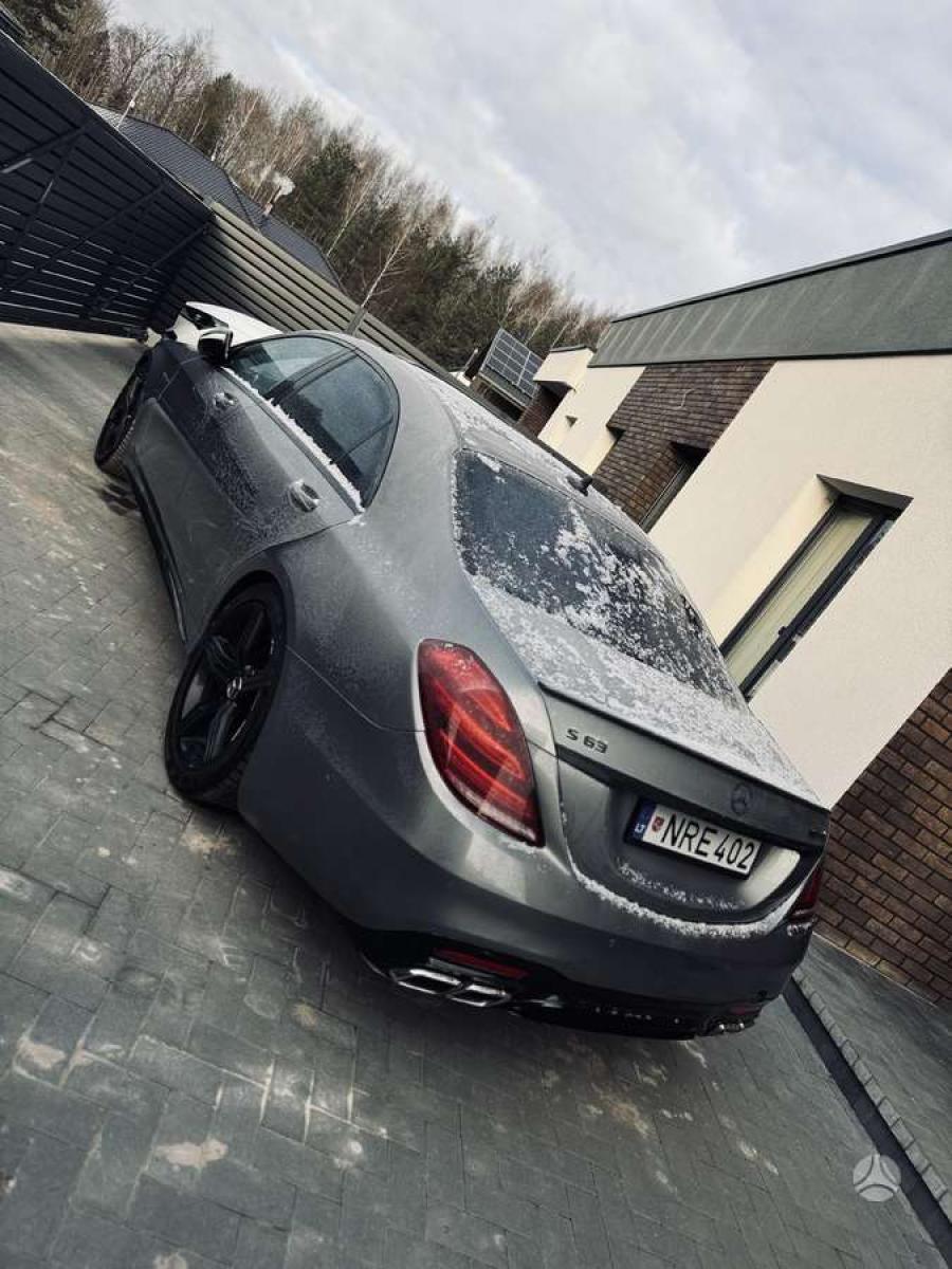 Grey Mercedes-Benz S63 AMG 2014 in Vilnius, with an engine capacity of 5.46 L and mileage of 190 thousand km for 36500 €, photo 5 on AUTOMOTO.COM.LV