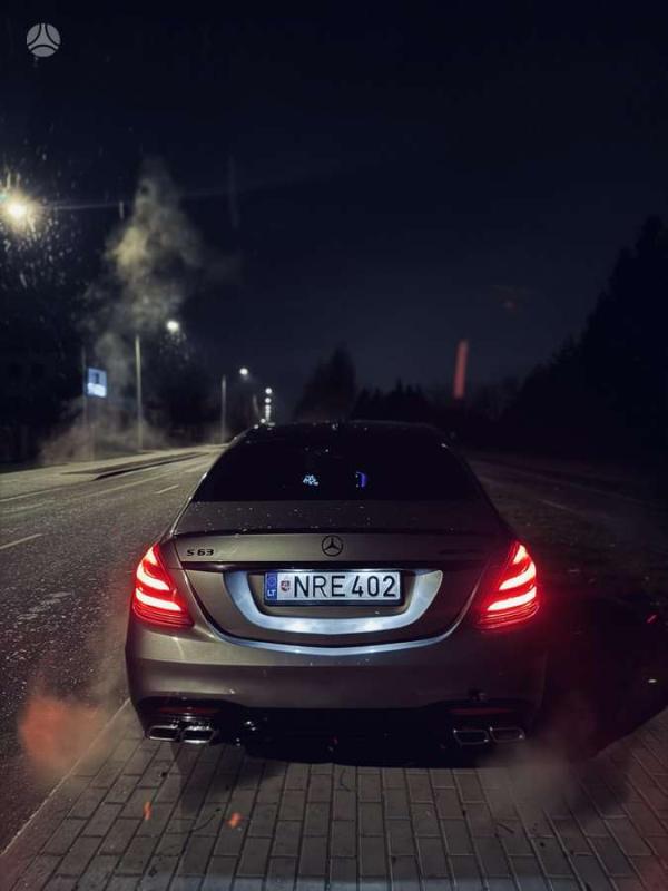 Grey Mercedes-Benz S63 AMG 2014 in Vilnius, with an engine capacity of 5.46 L and mileage of 190 thousand km for 36500 €, photo 8 on AUTOMOTO.COM.LV