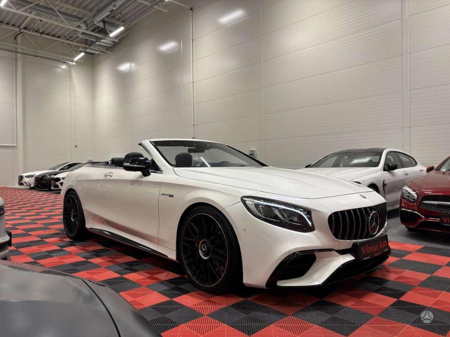 White Mercedes-Benz S63 AMG 2019 in Vilnius, with an engine capacity of 3.98 L and mileage of 62 thousand km for 99999 €, photo 3 on AUTOMOTO.COM.LV
