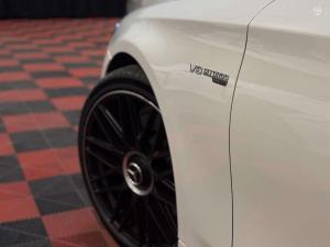 White Mercedes-Benz S63 AMG 2019 in Vilnius, with an engine capacity of 3.98 L and mileage of 66 thousand km for 89630 €, photo 10 on AUTOMOTO.COM.LV