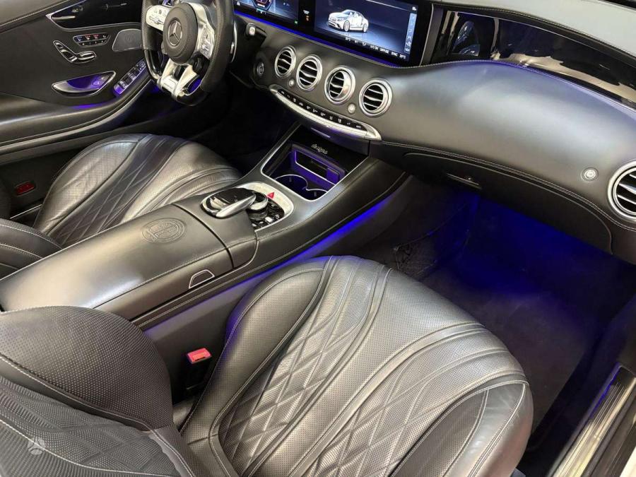 White Mercedes-Benz S63 AMG 2019 in Vilnius, with an engine capacity of 3.98 L and mileage of 66 thousand km for 89630 €, photo 19 on AUTOMOTO.COM.LV