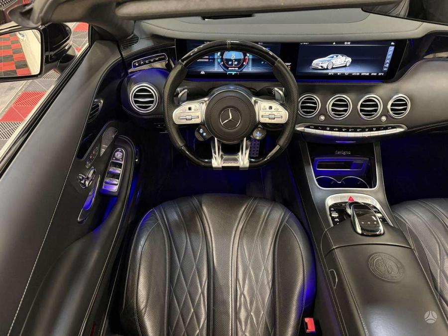 White Mercedes-Benz S63 AMG 2019 in Vilnius, with an engine capacity of 3.98 L and mileage of 66 thousand km for 89630 €, photo 22 on AUTOMOTO.COM.LV