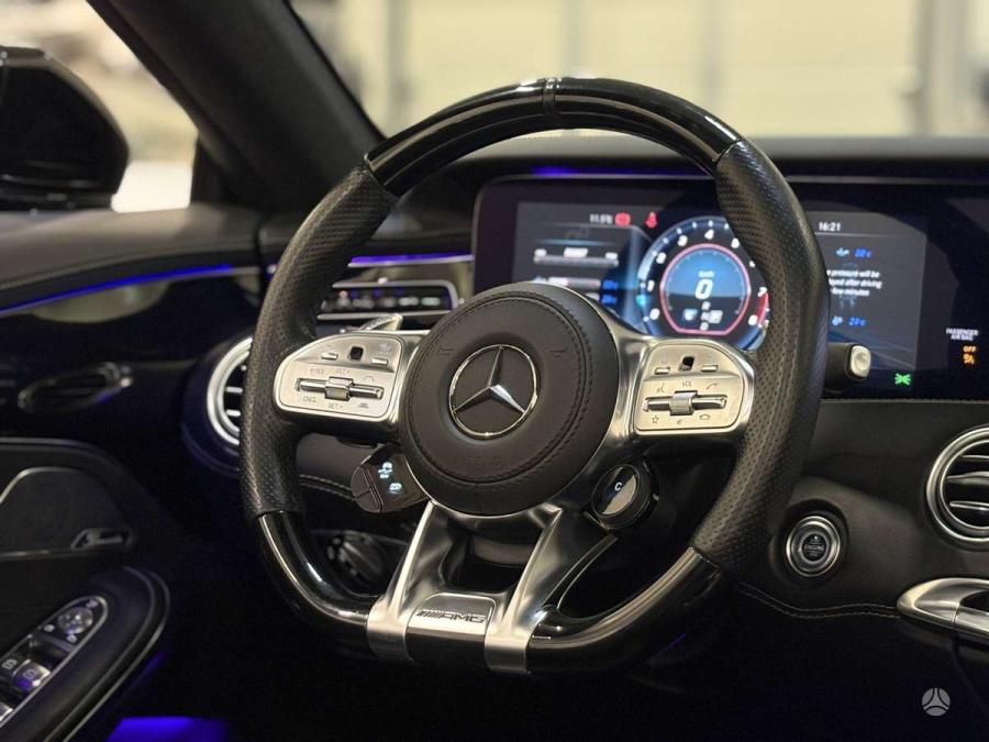 White Mercedes-Benz S63 AMG 2019 in Vilnius, with an engine capacity of 3.98 L and mileage of 66 thousand km for 89630 €, photo 23 on AUTOMOTO.COM.LV