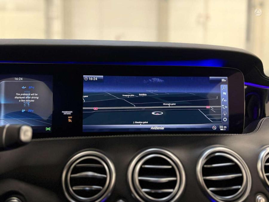 White Mercedes-Benz S63 AMG 2019 in Vilnius, with an engine capacity of 3.98 L and mileage of 66 thousand km for 89630 €, photo 32 on AUTOMOTO.COM.LV