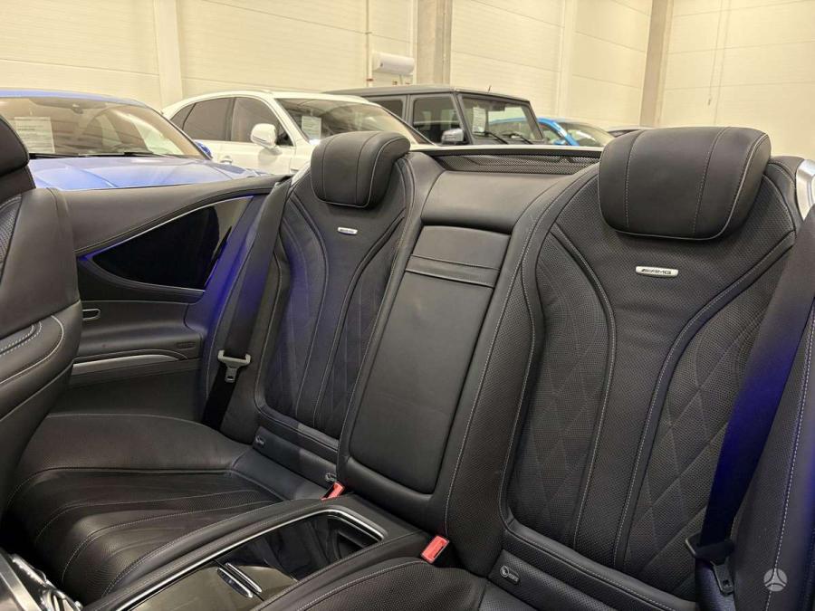 White Mercedes-Benz S63 AMG 2019 in Vilnius, with an engine capacity of 3.98 L and mileage of 66 thousand km for 89630 €, photo 35 on AUTOMOTO.COM.LV