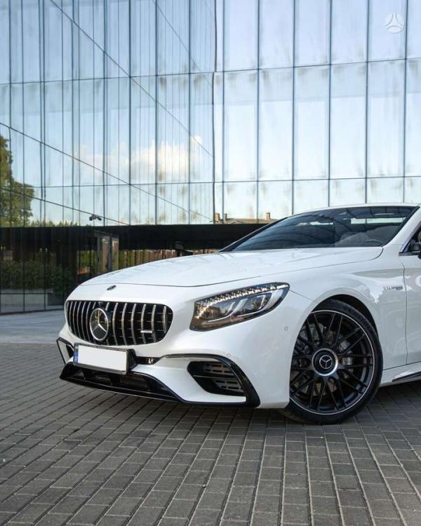 Белый Мерседес S63 AMG 2019 в Вильнюс, объемом двигателя 3.98 л и пробегом 66 тыс. км за 86300 €, фото 3 на AUTOMOTO.COM.LV