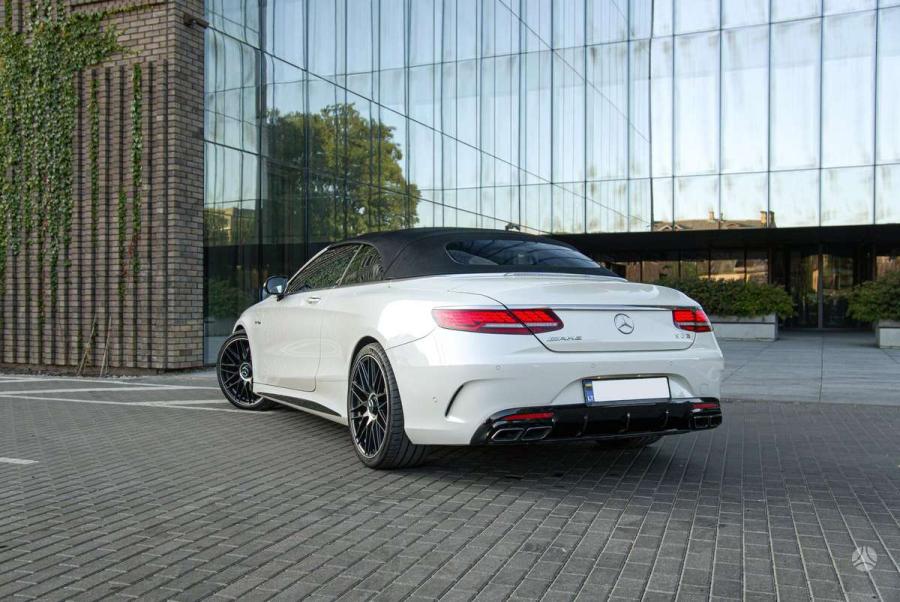 Белый Мерседес S63 AMG 2019 в Вильнюс, объемом двигателя 3.98 л и пробегом 66 тыс. км за 86300 €, фото 10 на AUTOMOTO.COM.LV