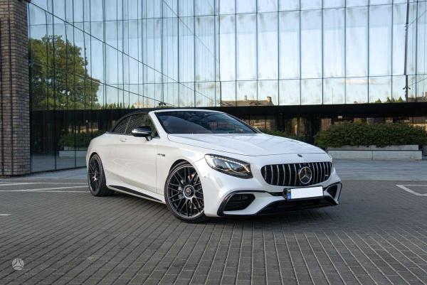 Белый Мерседес S63 AMG 2019 в Вильнюс, объемом двигателя 3.98 л и пробегом 66 тыс. км за 86300 €, фото 11 на AUTOMOTO.COM.LV