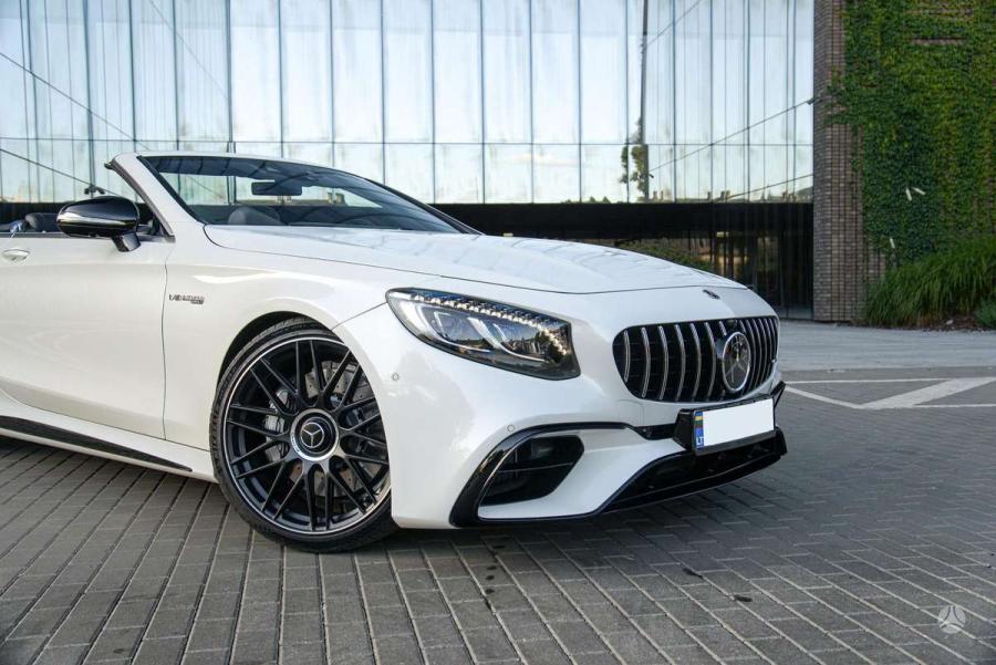 Белый Мерседес S63 AMG 2019 в Вильнюс, объемом двигателя 3.98 л и пробегом 66 тыс. км за 86300 €, фото 16 на AUTOMOTO.COM.LV
