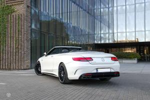 Белый Мерседес S63 AMG 2019 в Вильнюс, объемом двигателя 3.98 л и пробегом 66 тыс. км за 86300 €, фото 19 на AUTOMOTO.COM.LV