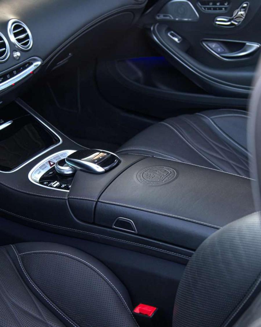 Белый Мерседес S63 AMG 2019 в Вильнюс, объемом двигателя 3.98 л и пробегом 66 тыс. км за 86300 €, фото 24 на AUTOMOTO.COM.LV