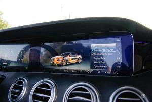 Белый Мерседес S63 AMG 2019 в Вильнюс, объемом двигателя 3.98 л и пробегом 66 тыс. км за 86300 €, фото 40 на AUTOMOTO.COM.LV