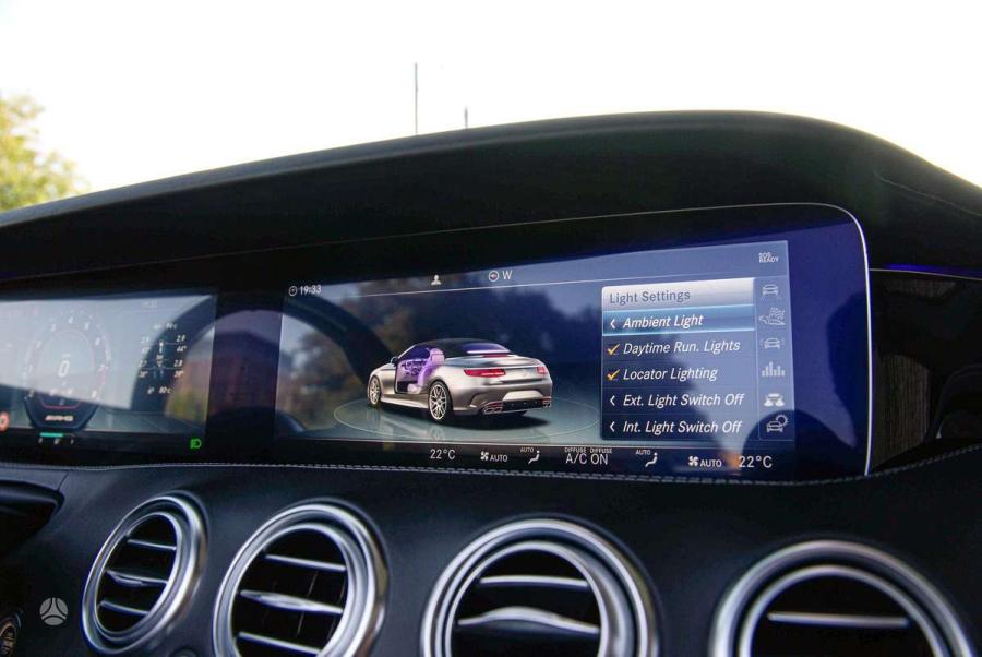 Белый Мерседес S63 AMG 2019 в Вильнюс, объемом двигателя 3.98 л и пробегом 66 тыс. км за 86300 €, фото 41 на AUTOMOTO.COM.LV