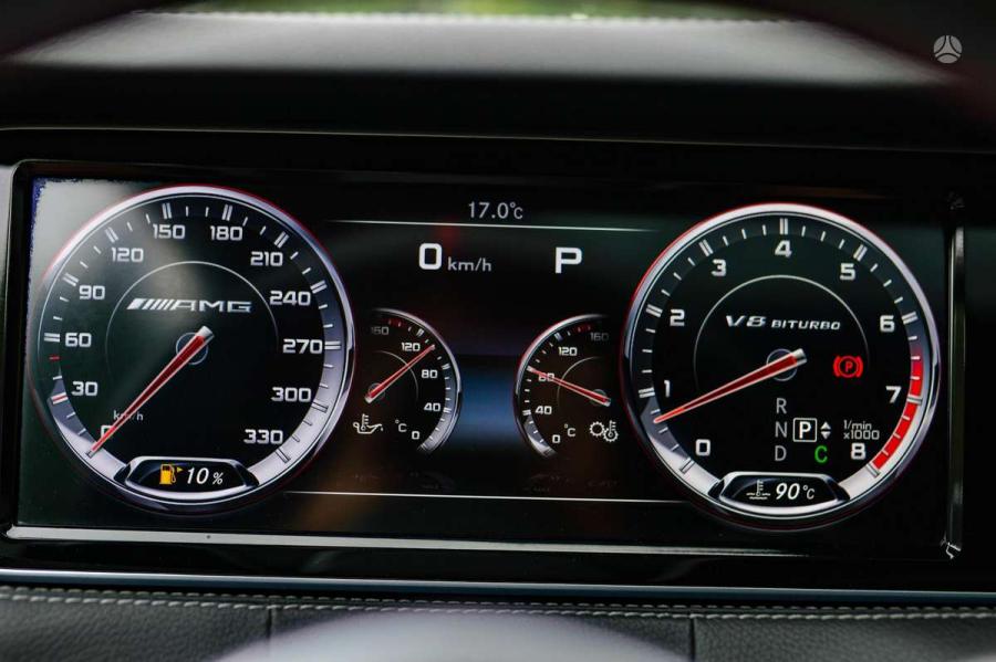 White Mercedes-Benz S63 AMG 2016 in Kretinga, with an engine capacity of 5.46 L and mileage of 95 thousand km for 79000 €, photo 31 on AUTOMOTO.COM.LV