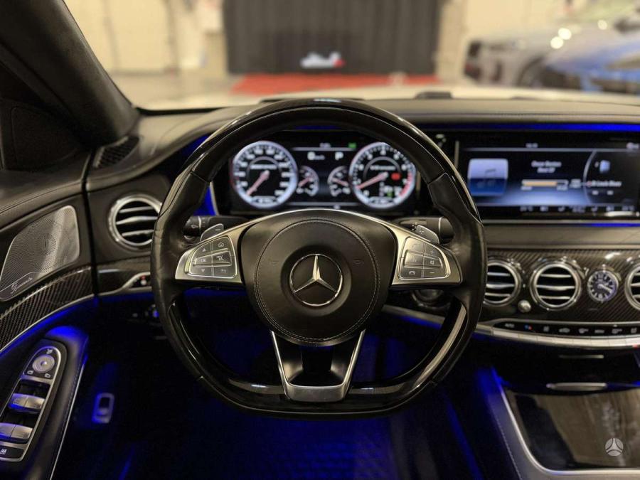 Balts Mercedes-Benz S63 AMG 2016 Viļņa, ar dzinēja tilpumu 5.46 L un nobraukumu 138 tūkst. km par 45990 €, foto 22 vietnē AUTOMOTO.COM.LV