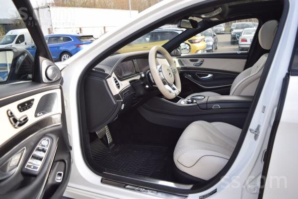 Белый Мерседес S63 AMG 2014 в Рига, объемом двигателя 5.50 л и пробегом 145 тыс. км за 39900 €, фото 3 на AUTOMOTO.COM.LV
