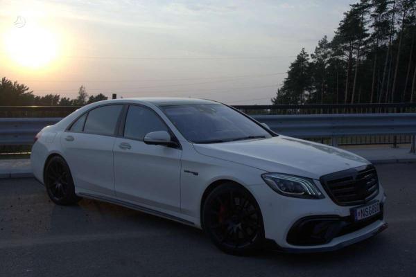 Белый Мерседес S63 AMG 2014 в Каунас, объемом двигателя 5.46 л и пробегом 63 тыс. км за 48000 €, фото 10 на AUTOMOTO.COM.LV