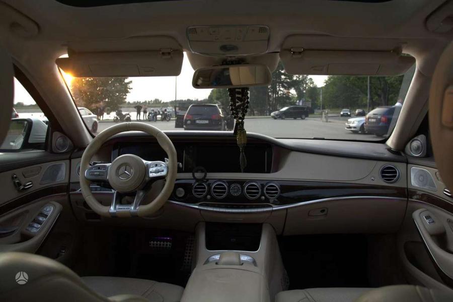 Белый Мерседес S63 AMG 2014 в Каунас, объемом двигателя 5.46 л и пробегом 63 тыс. км за 48000 €, фото 16 на AUTOMOTO.COM.LV