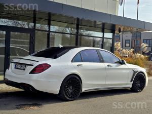 White Mercedes-Benz S63 AMG 2016 in Riga, with an engine capacity of 5.50 L and mileage of 0 thousand km for 35000 €, photo 3 on AUTOMOTO.COM.LV