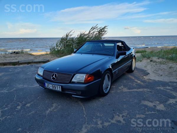 Melns Mercedes-Benz sl-300 1991 Rīga, ar dzinēja tilpumu 3.00 L un nobraukumu 160 tūkst. km par 12800 €, foto 1 vietnē AUTOMOTO.COM.LV